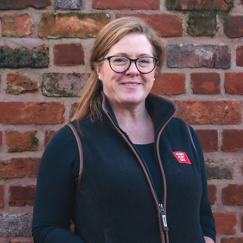 Laura Dixon | Meet The Team | Howie, Kent and Co.