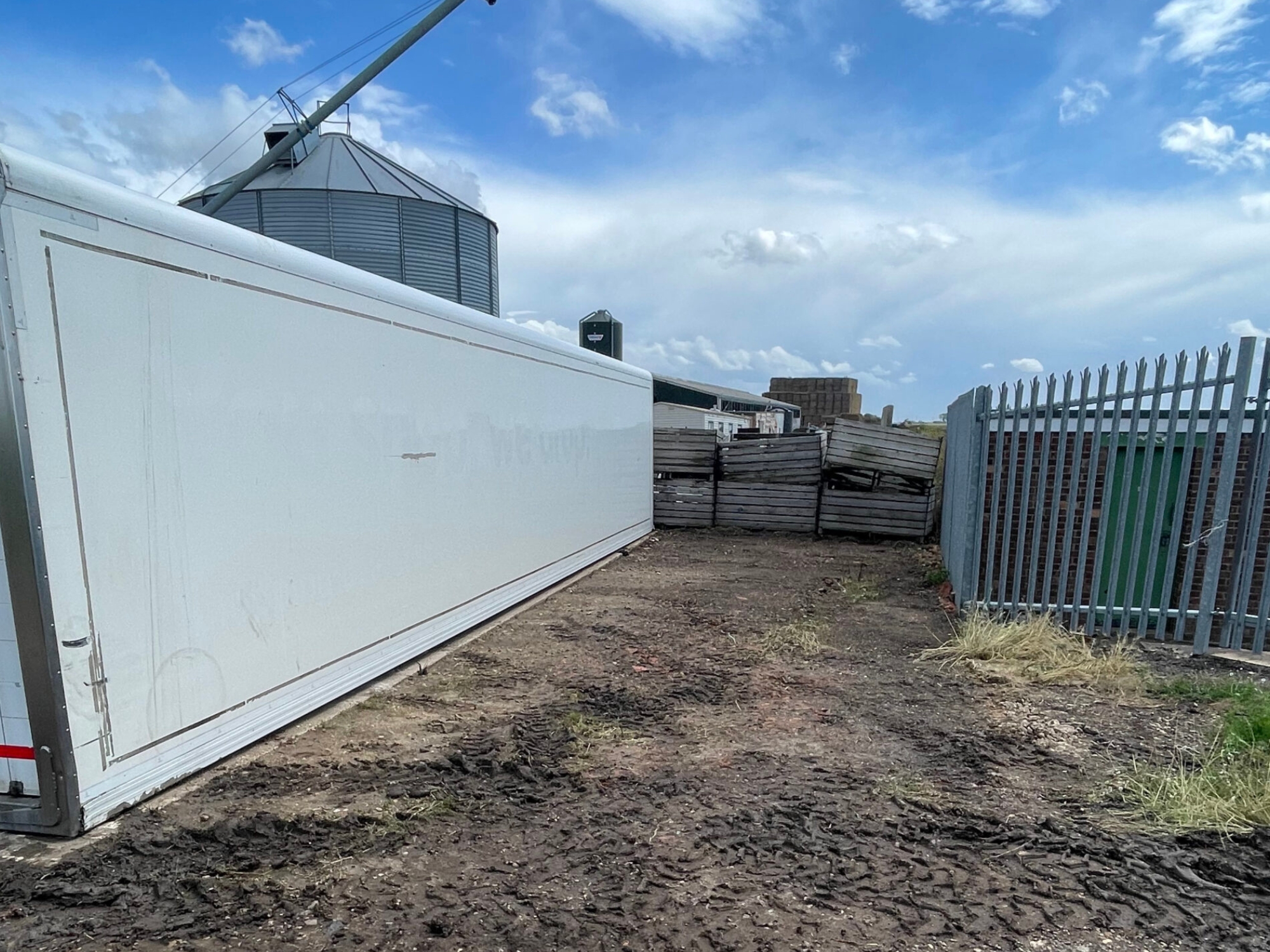 Yard with Storage Container to Let, Peterborough